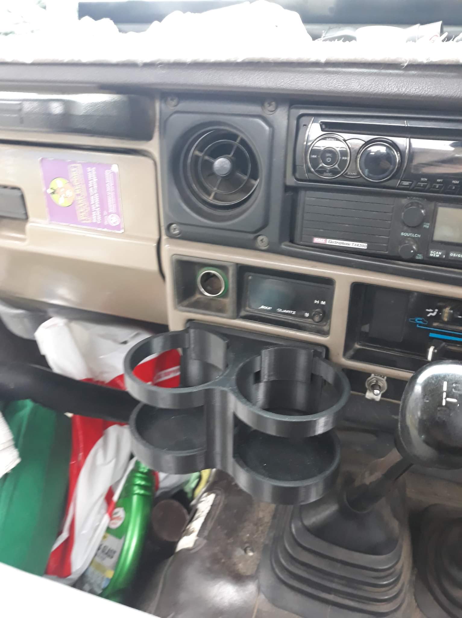 75 to 79 Series Landcruiser Dual Cup Holder – ClassicCarCupHolders